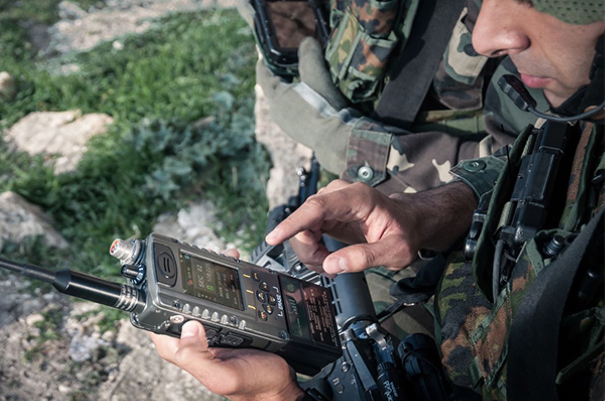 Elbit-Funkgeräte für Finnland - Behörden Spiegel