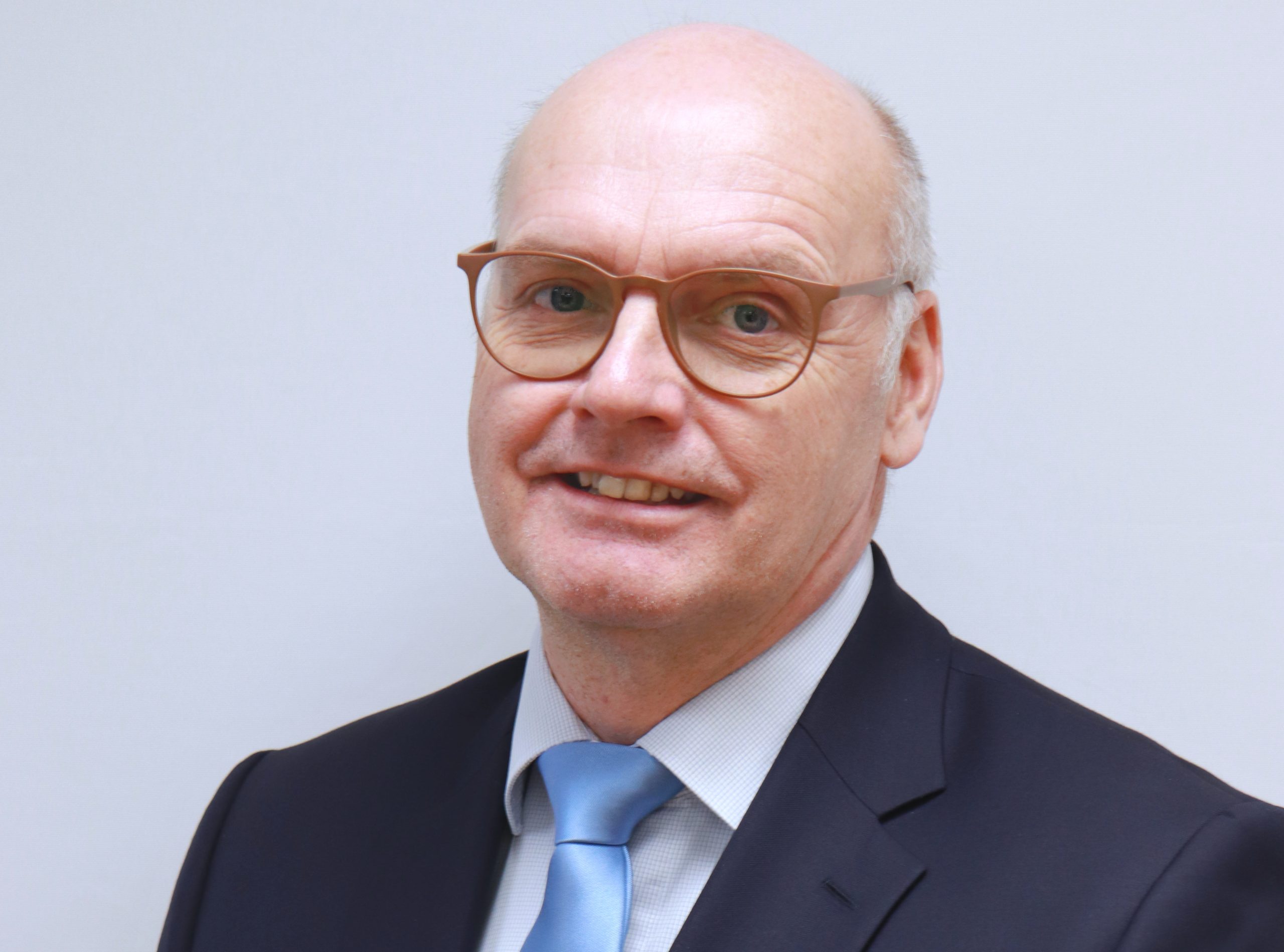 Neuer Präsident für das LfV Hessen - Behörden Spiegel