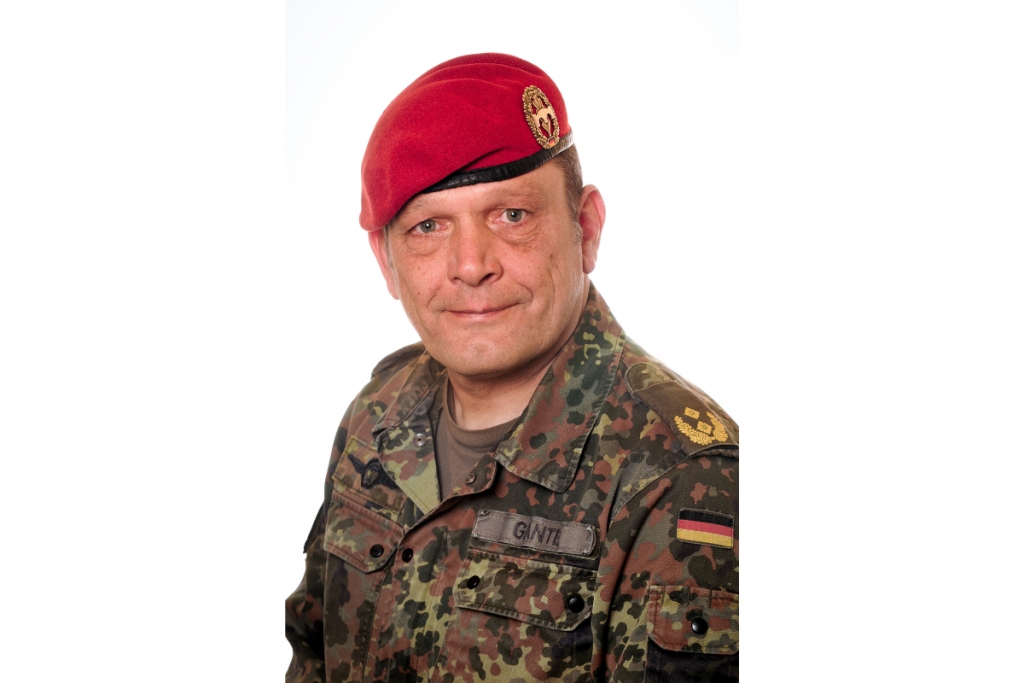 Neuer Kommandeur des Feldheeres - Behörden Spiegel