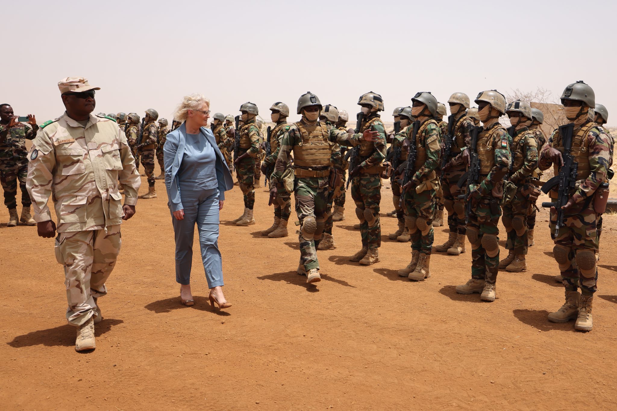 Das Scheitern in Afrika - Behörden Spiegel