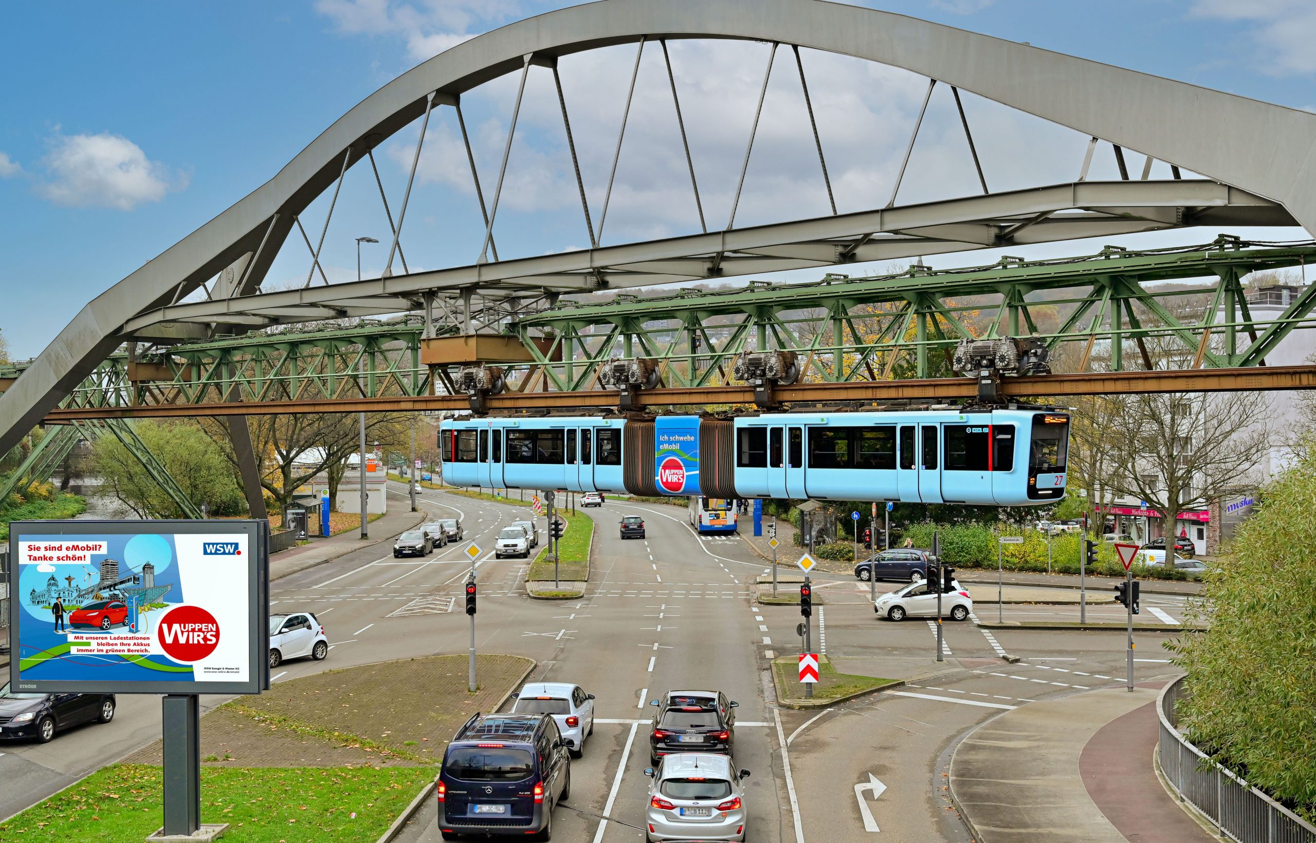 Stadtverkehr Survivalguide Meister Der Kolonne Auf Trockener Fahrbahnfeed